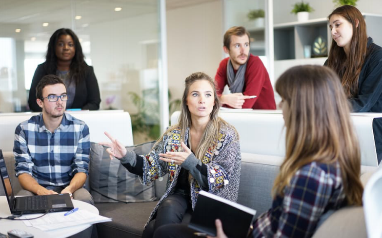 What is a focus group and what are the benefits of focus groups?